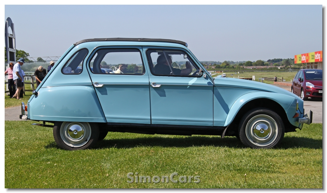 Simon Cars - Citroen Dyane